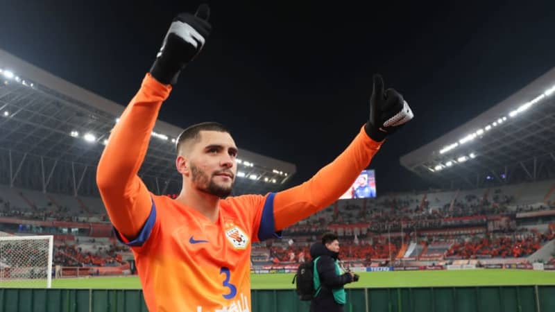 SNSのアイコンがJリーグクラブのユニ姿！？ACLE出場のブラジル人レフティーが電撃加入か！？ | DoNews